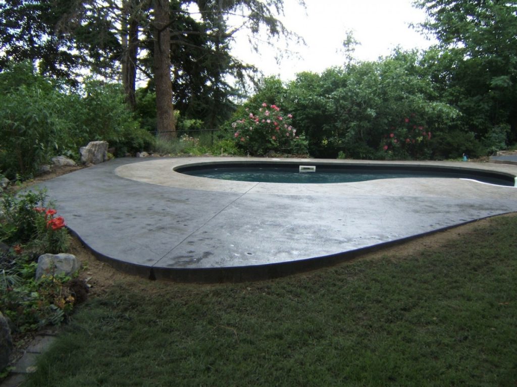 Two Tone Concrete Pool Deck | Fine Line Concrete